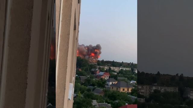 ⚡‼??? СРОЧНАЯ НОВОСТЬ!
Впечатляющие кадры ударов по оборонному заводу "ЮЖМАШ" в Днепропетровске