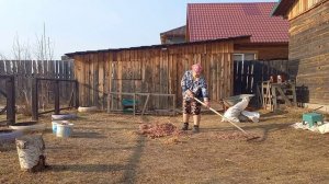 А работы в огороде всё больше и больше!