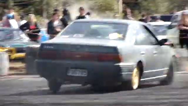 Fail Burnout Nissan Cefiro @Naki Skids - смотреть видео онлайн от ...