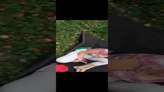 Пожилые люди  как дети  -  очень хорошие слова. Возрастов нет у Гипноза потому что