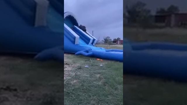 Надувная водная горка и блуждающий центр тяжести ?