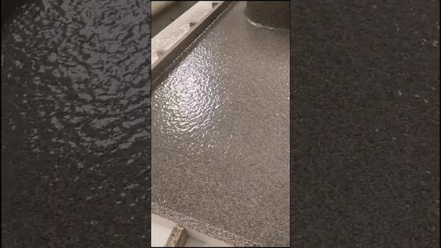 Наливной гранит в работе