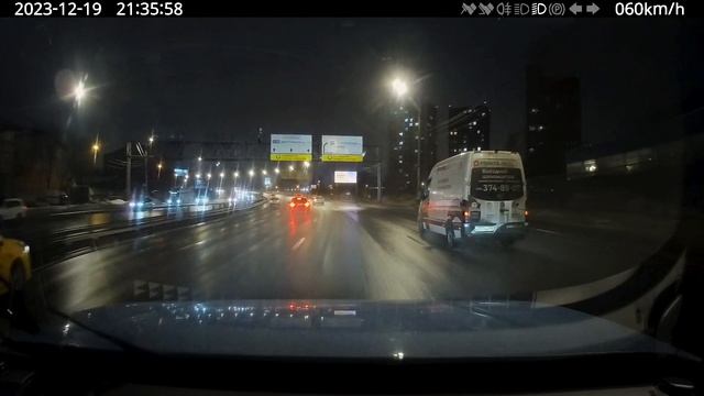 Подрезающий кретин
