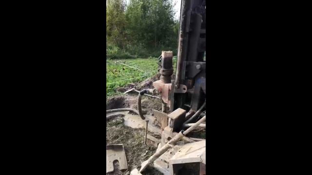 Сборник бурения скважин на воду по Ленинградской области.mp4