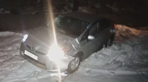 Маяк - Приус на льду.