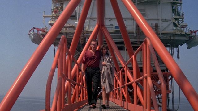 Отрывок из х/ф "Левиафан" (Leviathan, 1989)