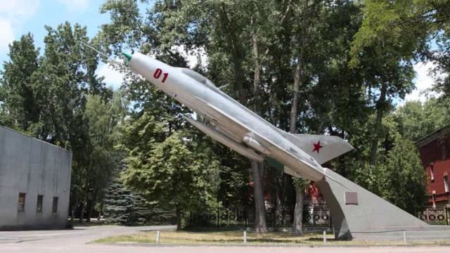 Кадетское братство Минского СВУ.-VpnuZO1BqDc.mkv Автор и исполнитель мой друг Александр Павлюк