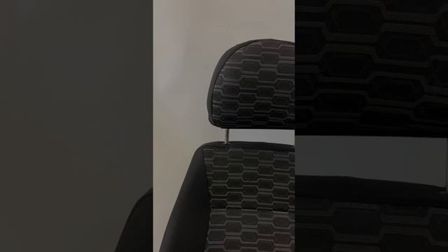 Сиденье переднее правое пассажирское для ВАЗ LADA 2110-2112 в сборе цвет черный 2110-6810010