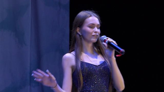 группа  RED STARS с кавер- версией  песни "Посмотри в глаза"