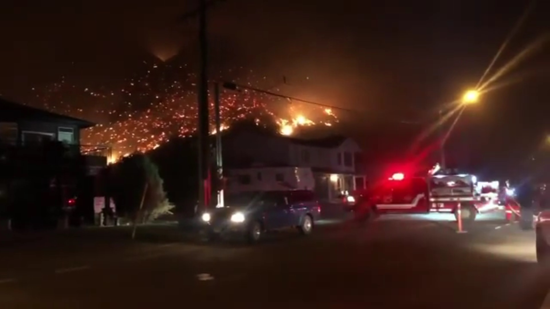 Лесные пожары уничтожили Литтон - самый жаркий город Канады
#Canada #Lytton #wildfire #recordheat