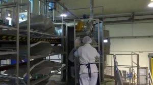 Установки для мойки тары и инвентаря испанской компании XUCLA.mp4