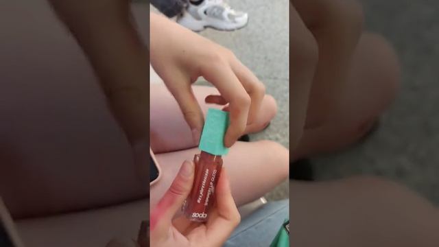 классная помада от soda ?