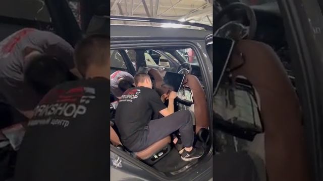 BMW X7 и любые другие авто - мониторы для задних пассажиров и доп мультимедиа на монитор водителя!