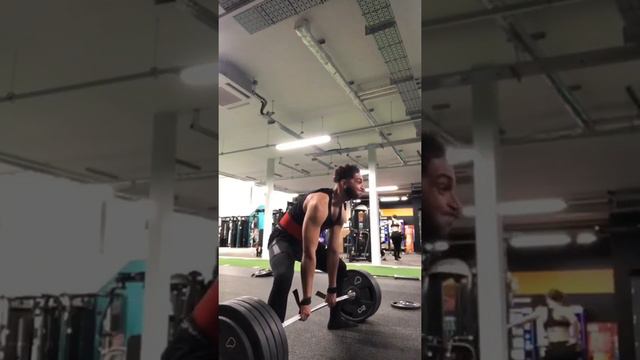 Trying smelling salts for the first time + 200kg single