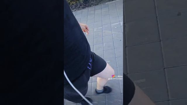 Like_7111344160397830870.mp4