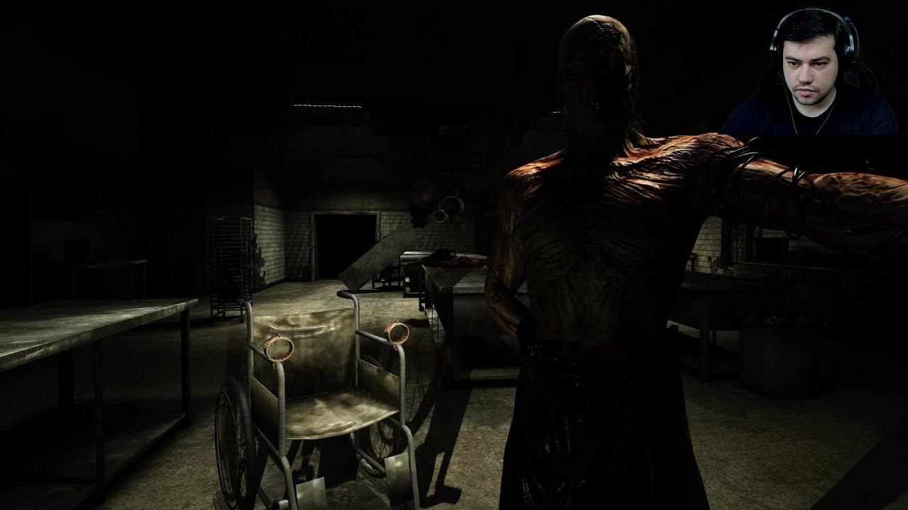 Доктор и довольные пациенты → Outlast 1 #4