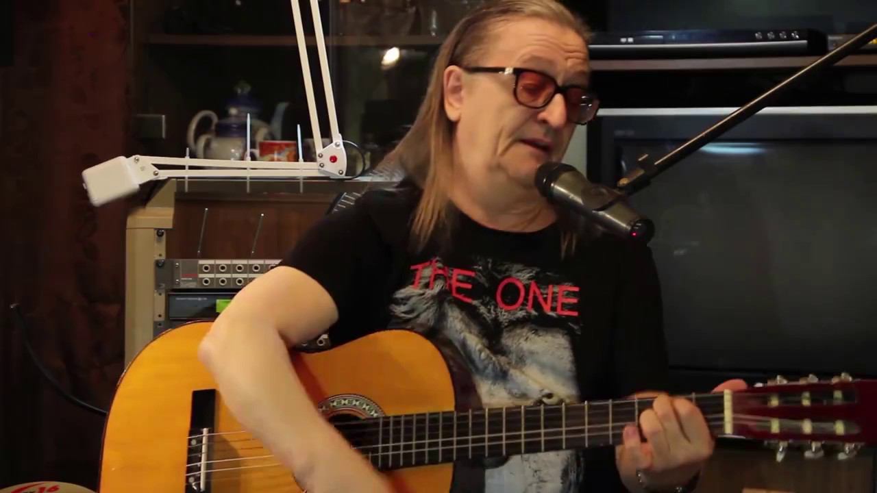 ВАЛЕРИЙ ЯРУШИН - "Жалость",  "Звезда Ариэль" (Квартирник у Геннадия Ломоносова), часть 5