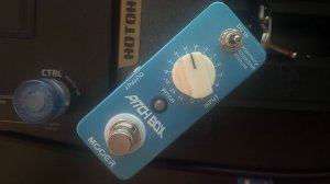 Mooer PitchBox vs Tuner