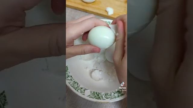 Салат из крабовых палочек и кальмаров