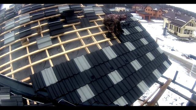 Кровельные работы зимою. Цементно-песчаная черепица