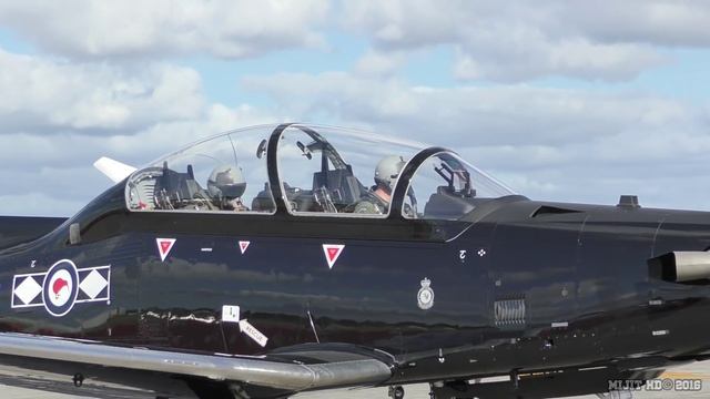 RNZAF T-6C Texan II CLOSE UP!! Engine startup and Takeoff from Auckland ...