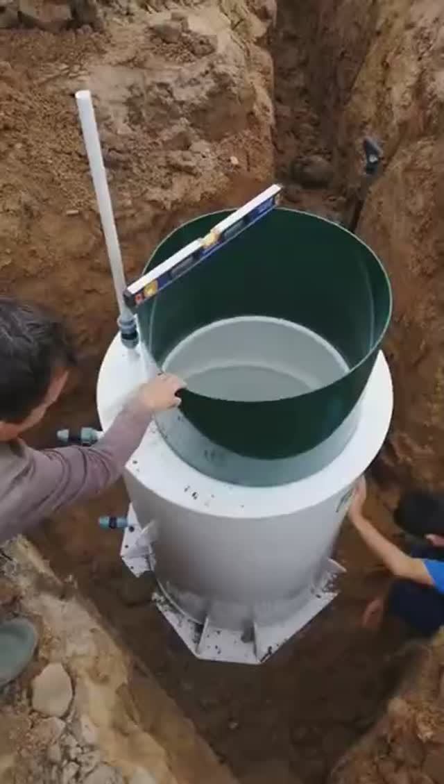 Обустройство скважины с пластиковым кессоном