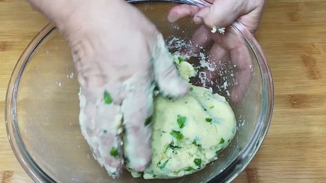 FOR THE RECIPE, YOU WILL ONLY NEED POTATOES! VERY TASTY AND CHEAP ...