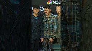 2019 Red Carpet Music Awards Super Star Fashion Show (6)