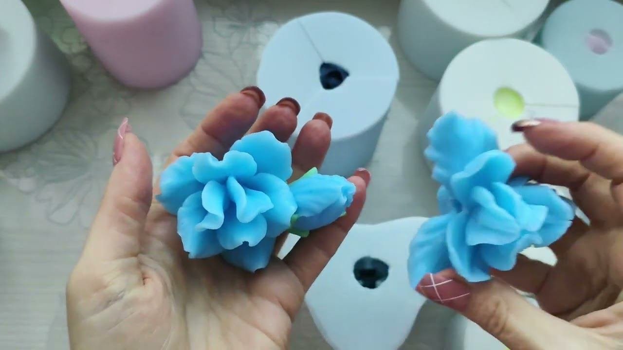 Цветы, цветы, мыльные цветы и мой помощник ☺
