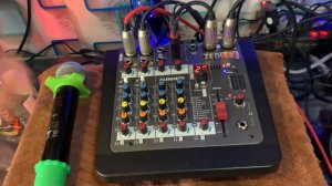 Tăng chi tiết sự trung thật khi dùng mixer, Allen & Heath ZED6-fx echo reverb nhiều miêng mang.