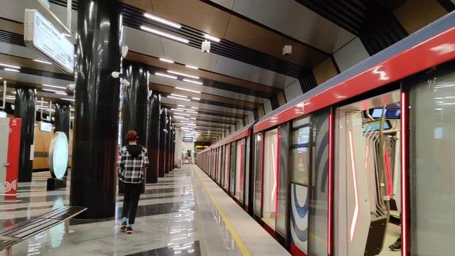 Проехала по новой линии метро Москвы, от Новаторской до Тютчевской