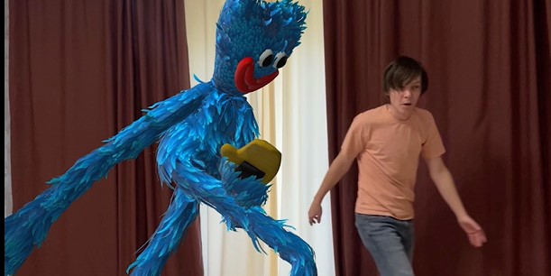 Спас хаги ваги из Poppyplaytime! Настоящий живой говорящий Хагги Вагги рад! #gamelifeshow #SHORTS