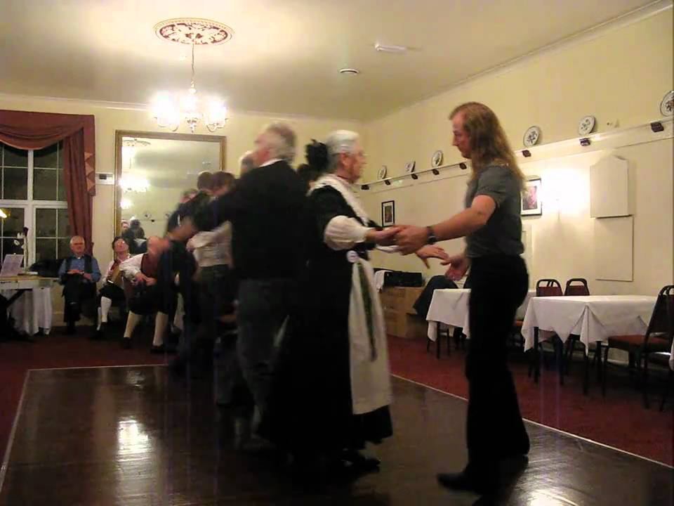 Abergenny - Traditonal welsh dance (17th)