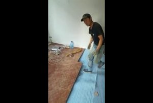 Как кореец постелил ламинат