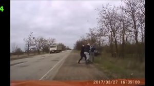 Устроил драку, а про машину забыл