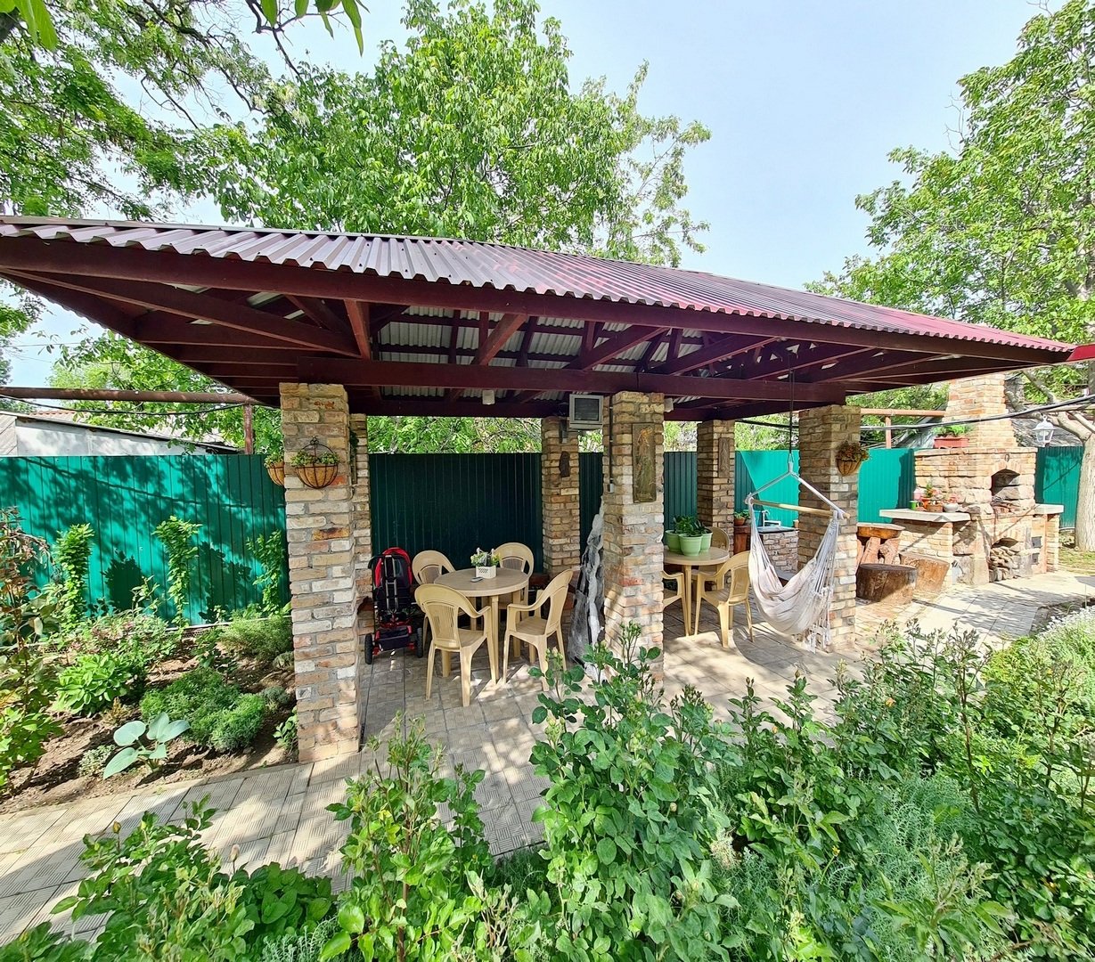 Отдых в Ейске: гостевой дом "Роза"