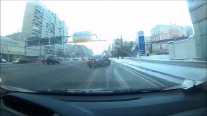 Хонда Аккорд подрезает на Бутырской