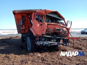 ЧТО ЗА ТАТАРИН ТАКОЙ?!? ПОСТАВИЛИ НА НОГИ КАМАЗ ПОСЛЕ ДТП
