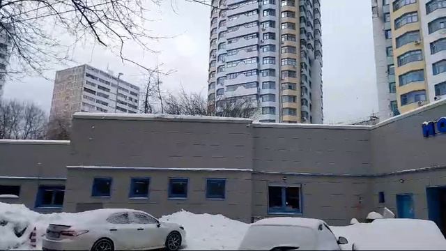 Осмотр входной группы квартиры № 123