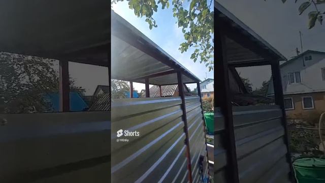 ДАЧНЫЙ ДУШ ГОТОВ! успел порадовать домочанцев в самый разгар лета #diy #make #дача #сделайсам #лето