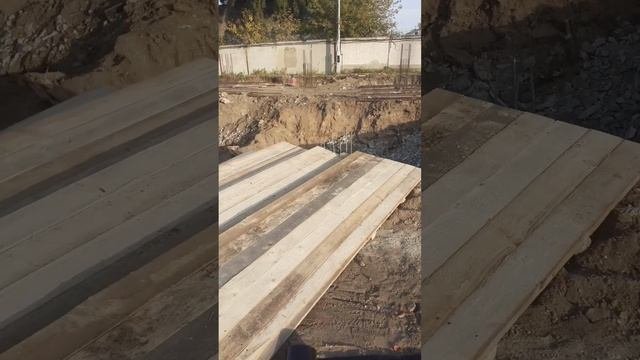 Распушовка свай срубка оголовков в проектную отметку с подрезкой .mp4