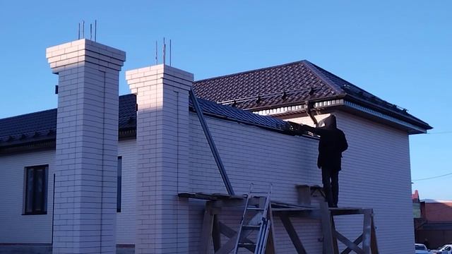 Жестяные Работы . Кровельная чешуя