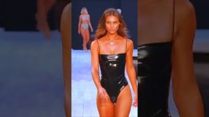 Эстетика Высокой Моды - Модные Показы Дизайнерской Одежды (29)