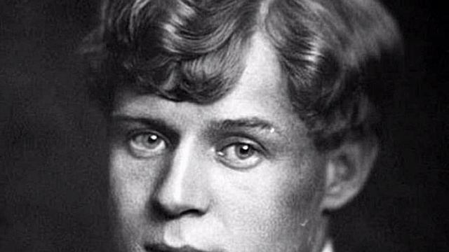 Сергей Есенин - "Мне грустно на тебя смотреть...".mp4