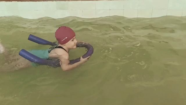 Тренировка "Плаваем с нудлсами".mp4