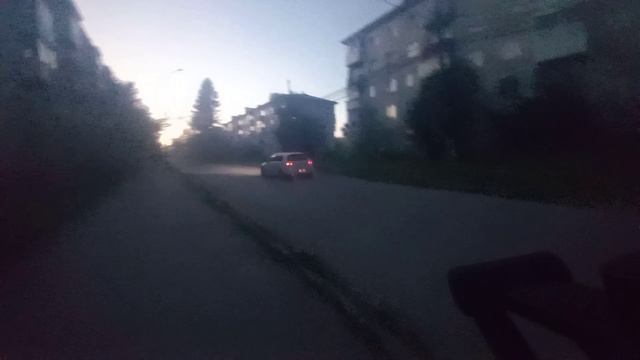 Катаюсь на Велосипеде по посёлку Черёмухово в вечернее время - 2024.08.11_21:23:31.