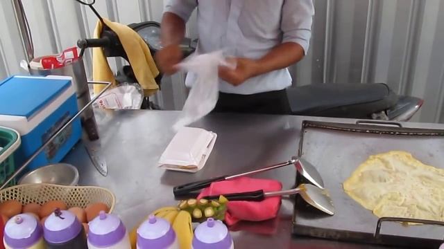 Блинчики с бананом в Таиланде в Паттайе