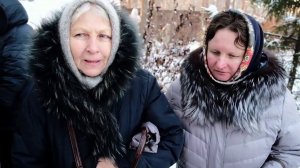 Они что то там распыляли