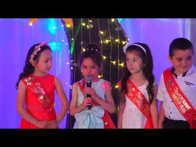 Выпускной утренник в детском саду "Светлячок"