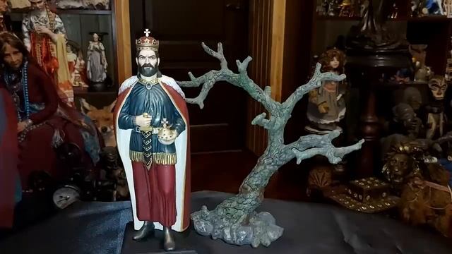 ГОСУДАРЬ МУЧЕНИК . ИНГА ХОСРОЕВА . ВЕДЬМИНА ИЗБА ?